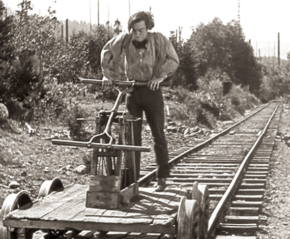 La draisine - "Tintin au pays des Soviets" (1929)